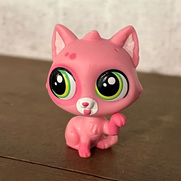 Littlest Pet Shop | Toys | Littlest Pet Shop Hasbro Pink Cami Kison ...